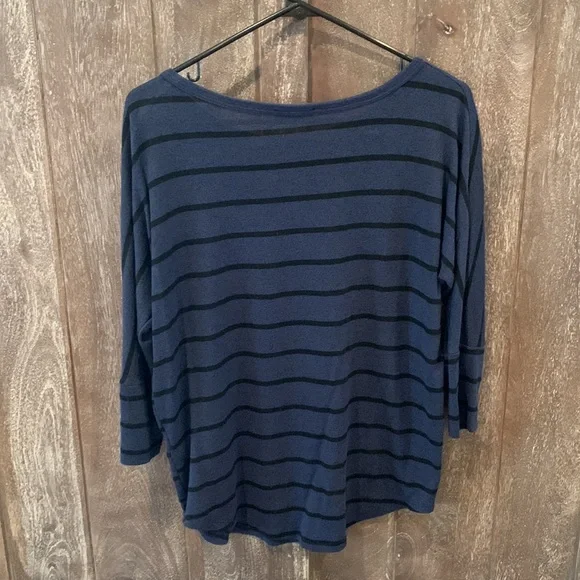 Market & Spruce | Tops | Medium Navy And Black Market Spruce 34 Sleeve ...